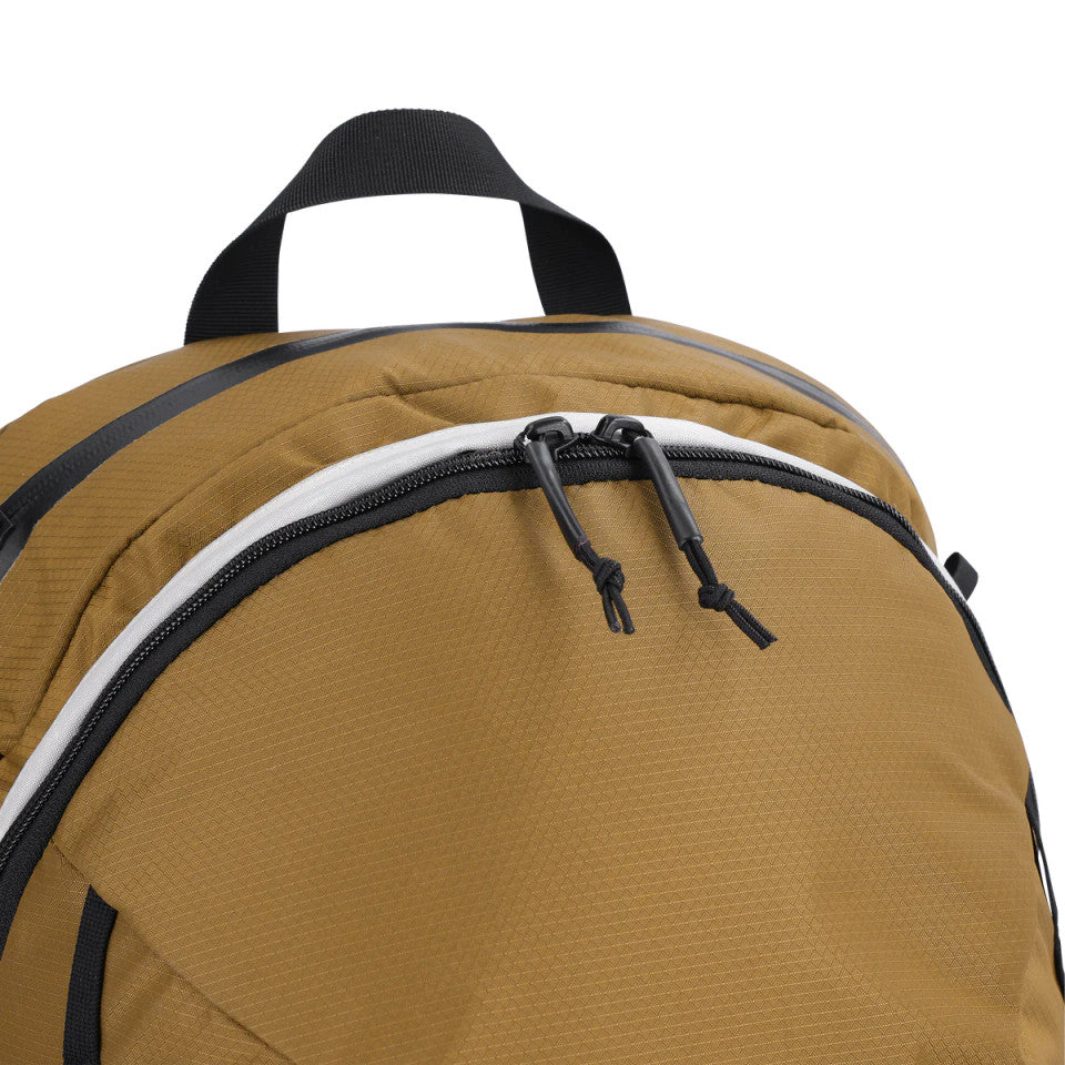 Outdoor Research Adrenaline Day Pack 30L | Coyote - 911supply